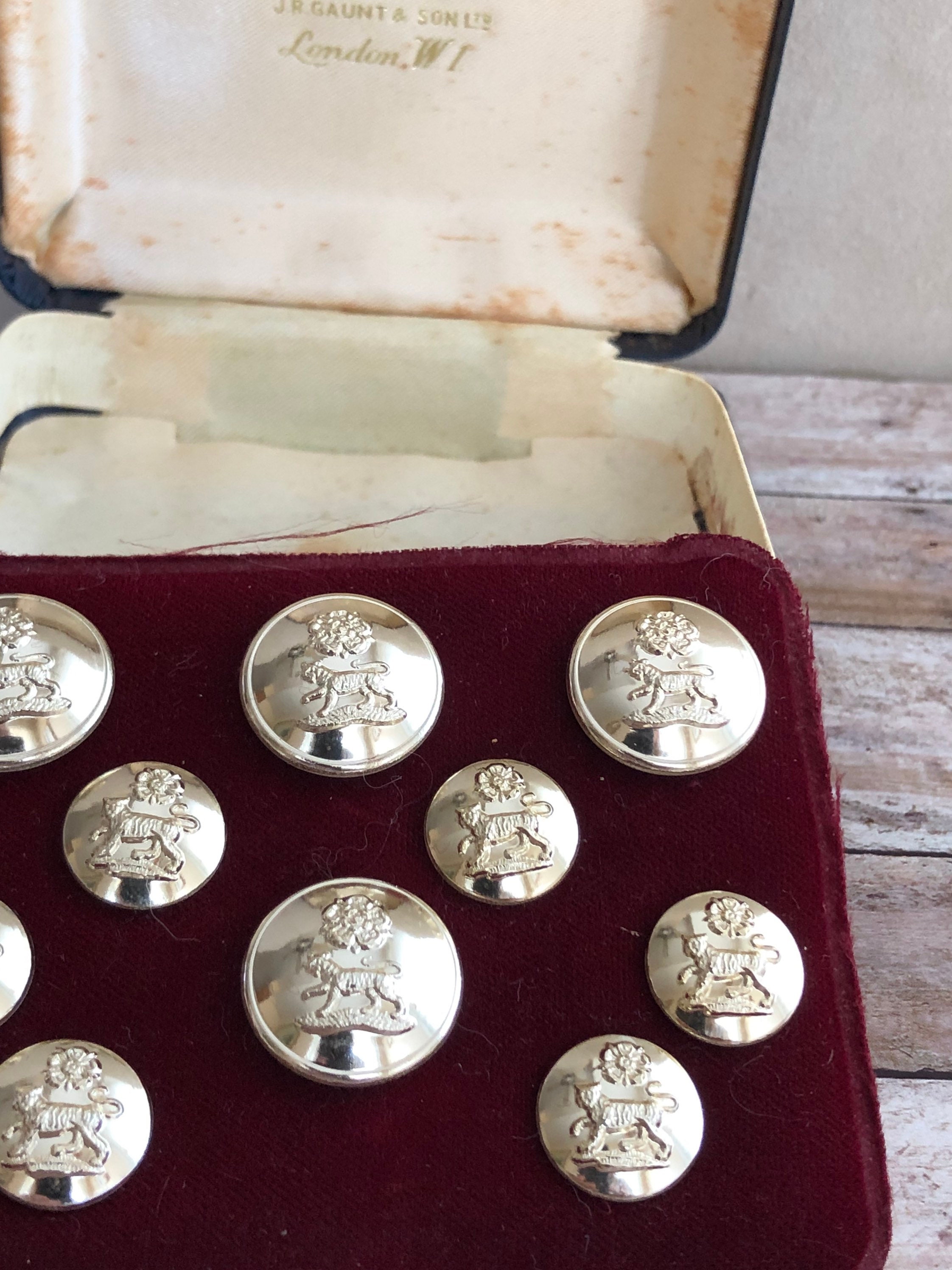 Vintage Buttons Old,j.r. Gaunt& Son LT. Gold Tone , Original Box - Etsy