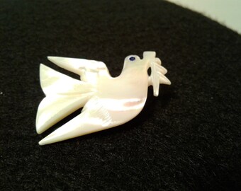 Dove brooch | Etsy