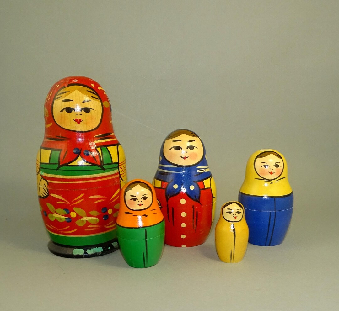 Vintage Old Set of 5 Russian Soviet Nesting Dolls From Zagorsk - USSR ...