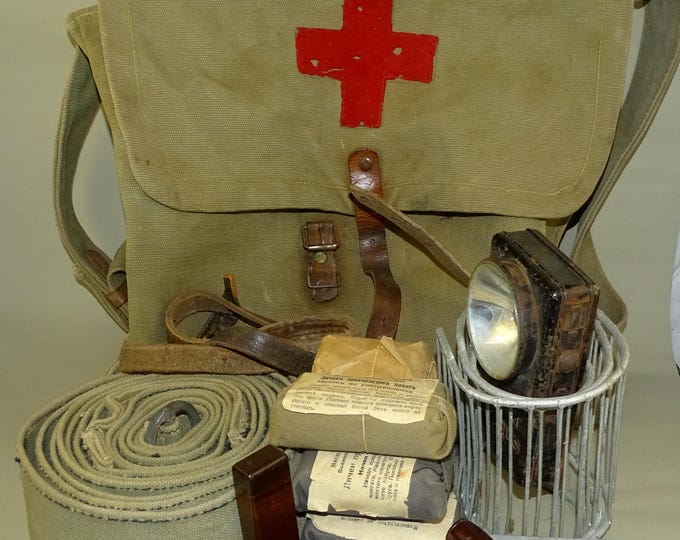 WW2 Vintage Old Doctor's Bag With Medical Equipment Inside, First Aid ...