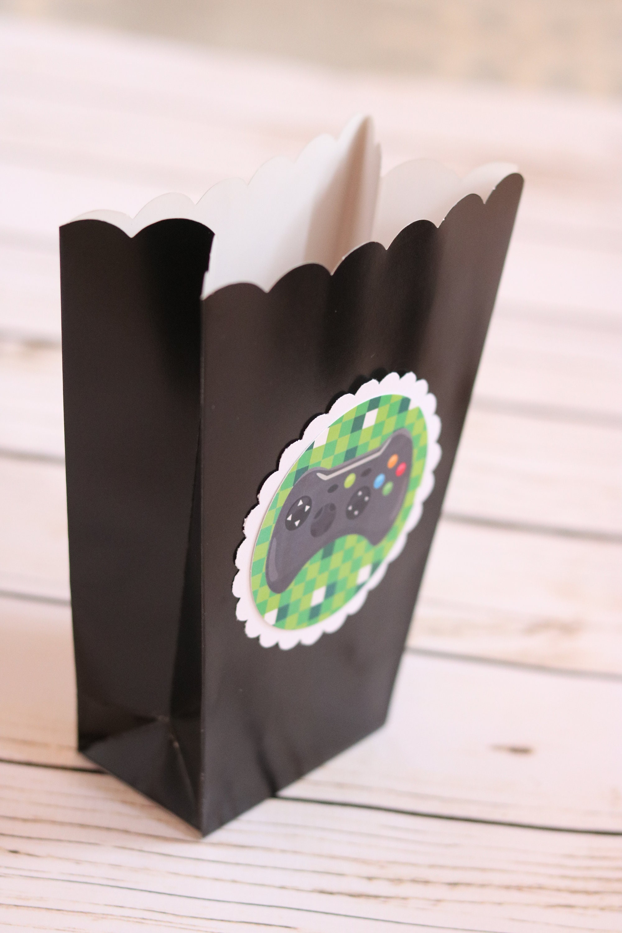 VIDEO GAME BIRTHDAY Popcorn Boxes, Treat Cups, Treat Boxes, Popcorn Bar ...