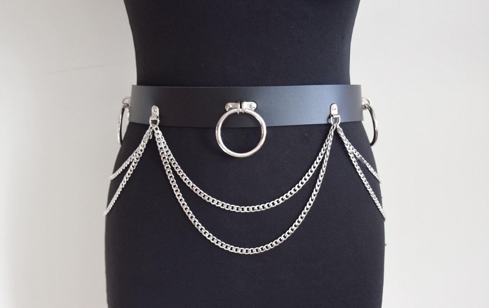 O-rings Leather Belt With Multiple Chains High Quality | Etsy