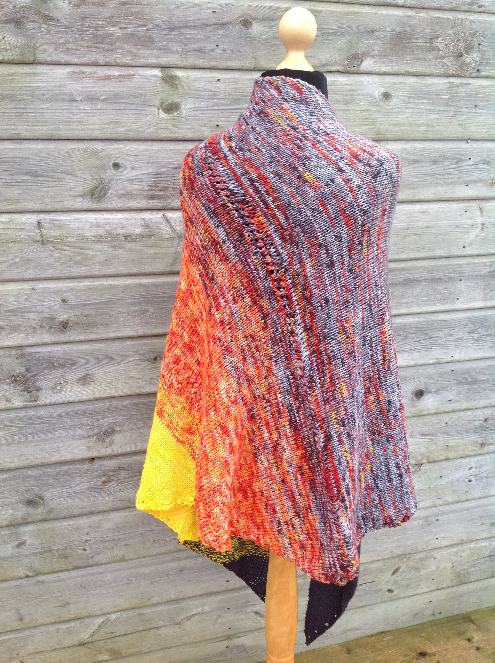 KNITTING PATTERN... mind & Body Shawl - Etsy