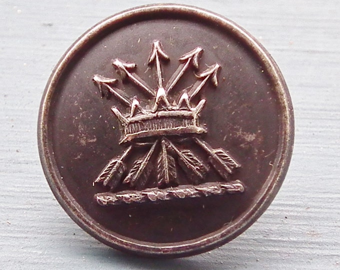Antique Livery Button. Family Crest Coronet With Arrows Crown and ...