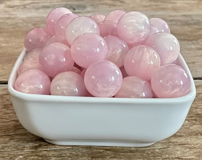 20mm Light Pink Pearly Luster Imitation Shell Bubblegum Chunky Bead, 10 ...