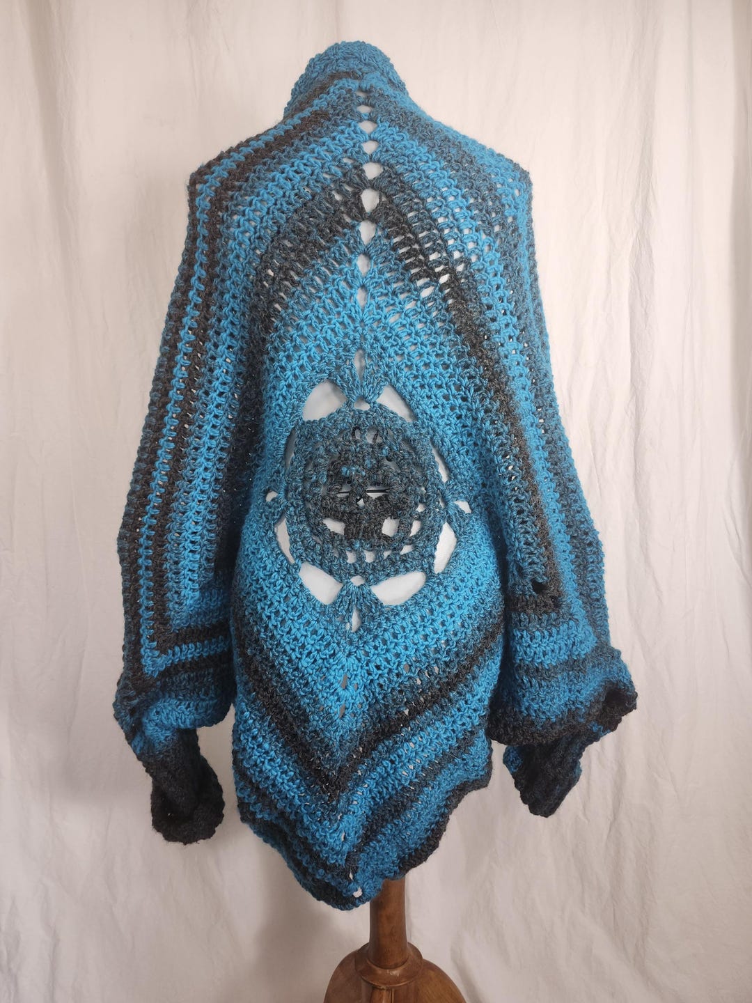 Crochet Skull Chunky Batwing Shrug - Etsy