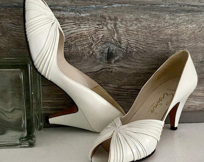 1960's 'david Evins' Famous Shoe Designer White Pumps / Made for First ...