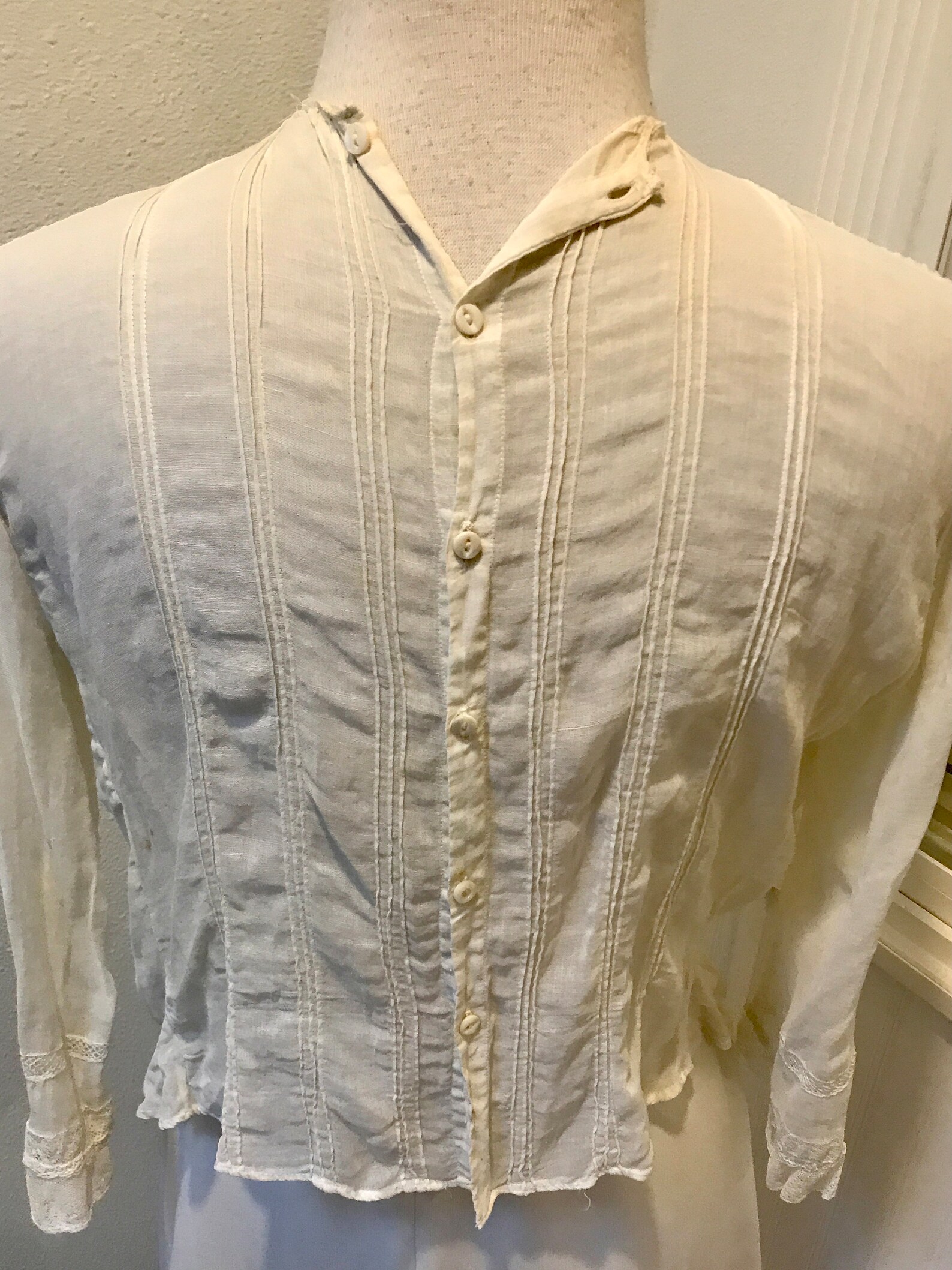 Vintage 1920's Handkerchief Linen Detailed Lace Blouse Women's Medium ...