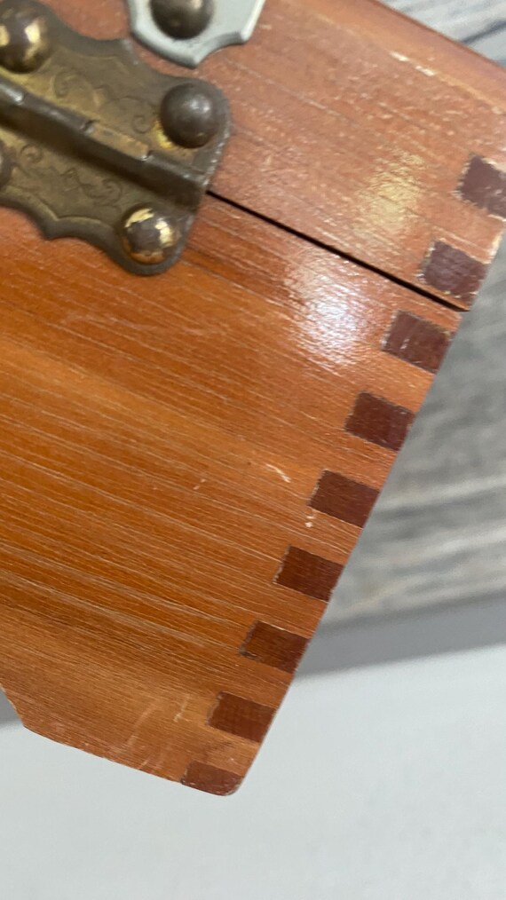 Vintage Cedar Jewelry Box: Treasure Chest Style, Bras… - Gem
