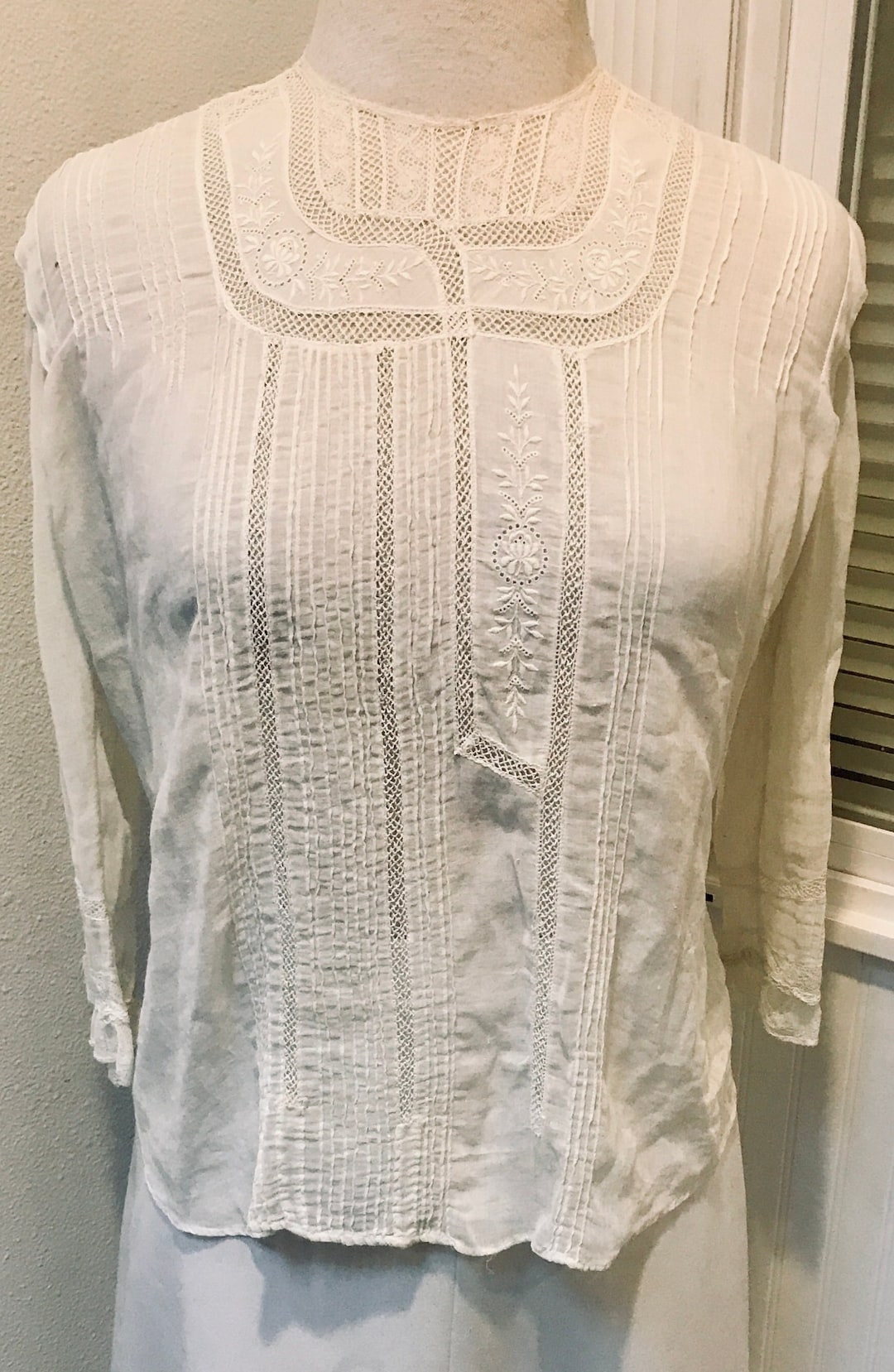 Vintage 1920's Handkerchief Linen Detailed Lace Blouse Women's Medium ...