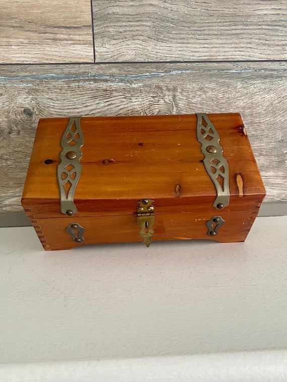 Vintage Cedar Jewelry Box: Treasure Chest Style, Bras… - Gem