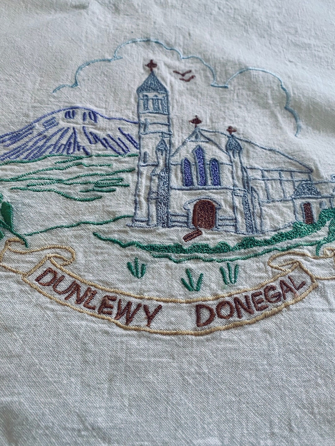 Vintage 'dunlewy Donegal' Irish Embroidered Shamrock Souvenir Linen ...