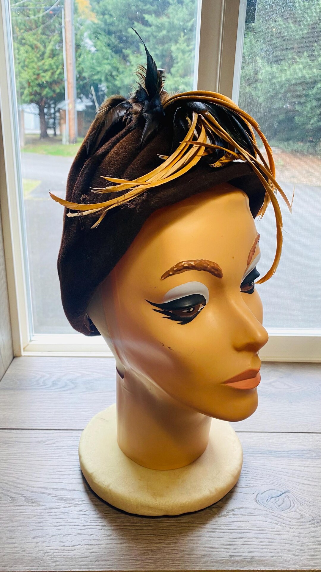 Vintage 'andrea Fashions', NYC Brown Felt Peter Pan Style Hat With ...