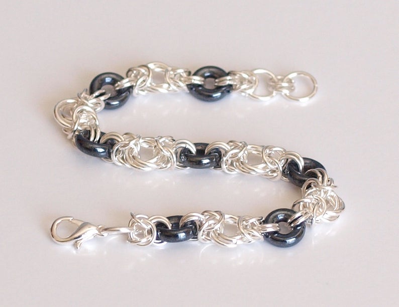 Beaded Mobius Knot and Byzantine Chainmaille Bracelet | Etsy