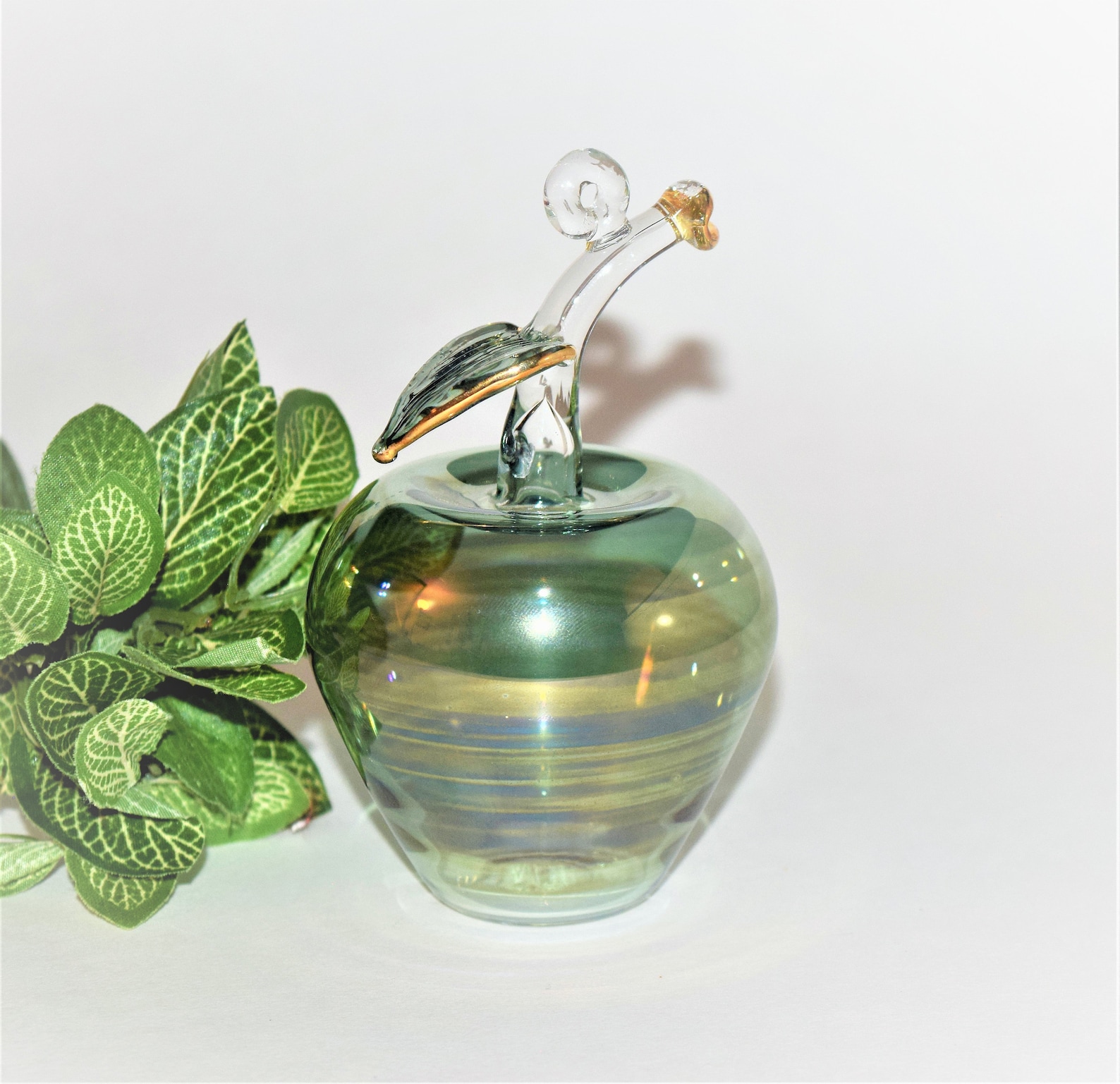 Apple Hand-blown Glass Christmas Tree Ornament With 14 K Gold - Etsy