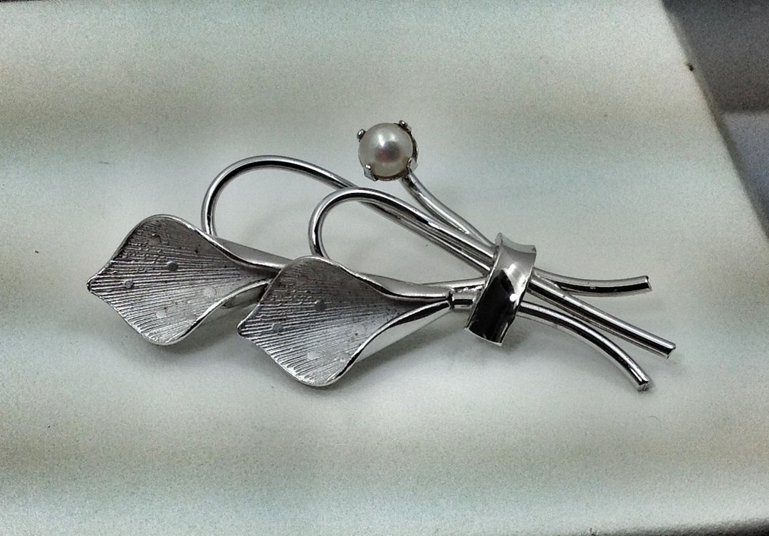 C.R. Co. Sterling Silver Lily Pin - Etsy