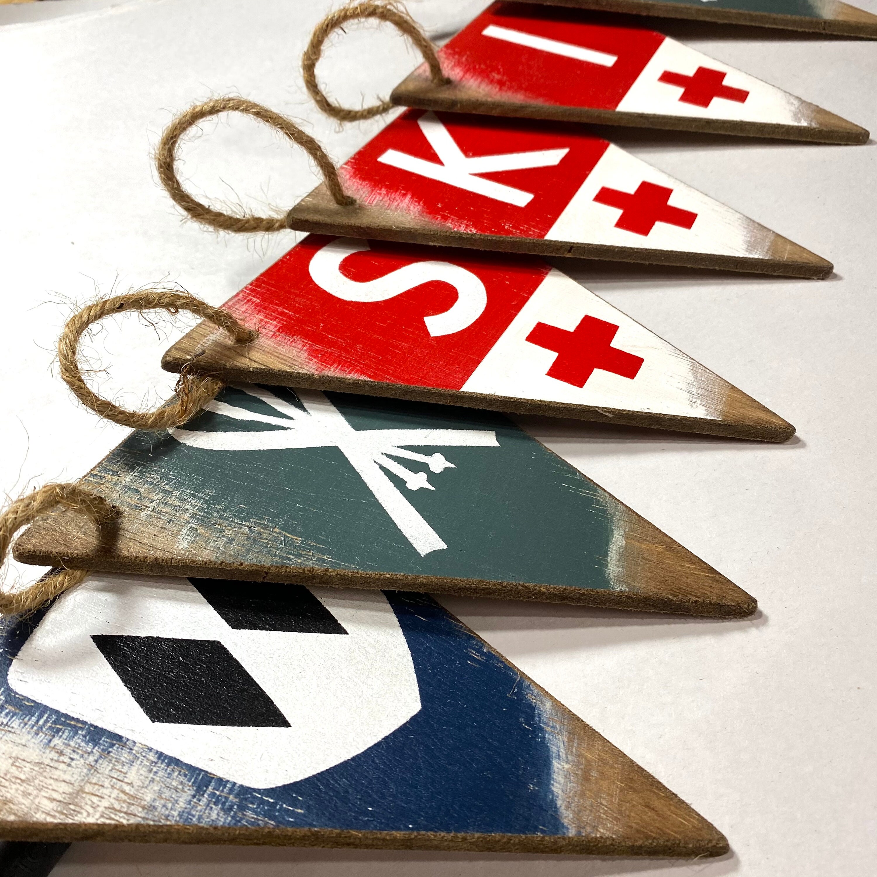 Rustic Ski Sign | Ski Lodge Decor | Log Cabin Pennant Wood Banner - Etsy