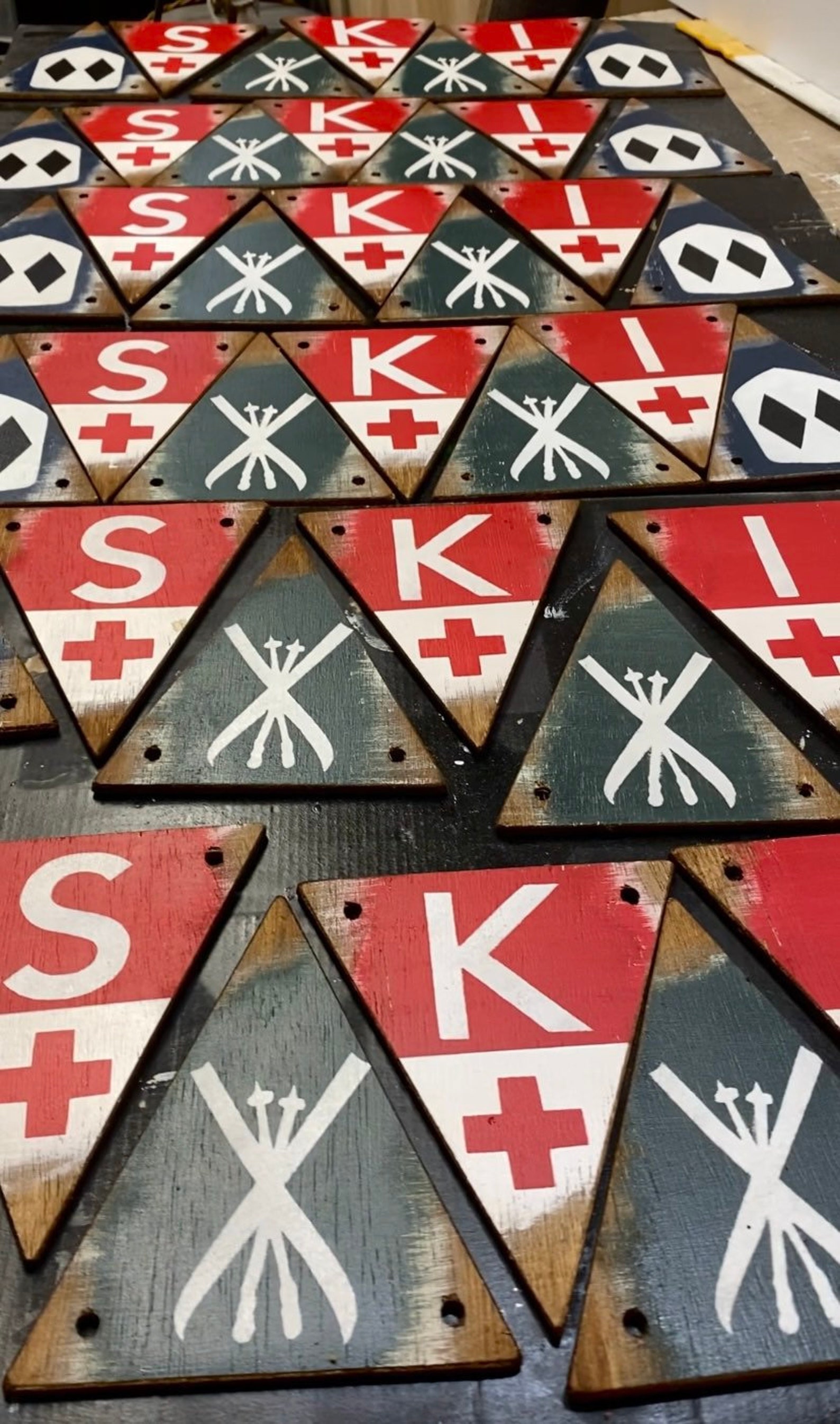 Rustic Ski Sign | Ski Lodge Decor | Log Cabin Pennant Wood Banner - Etsy