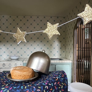 Gold Star Miniature Star Garland - Etsy UK