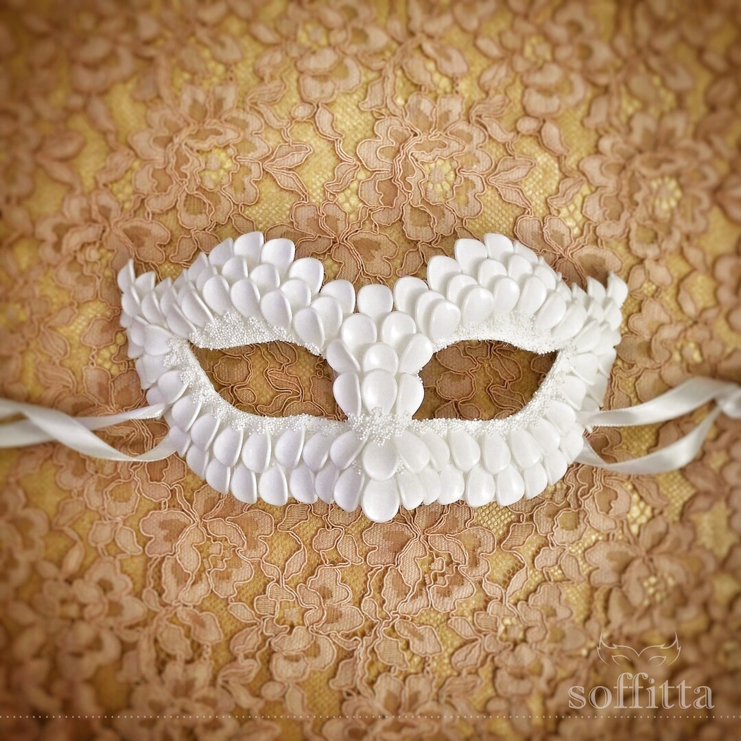 White Masquerade Mask With Dragon Scales - Bridal Venetian Mask ...