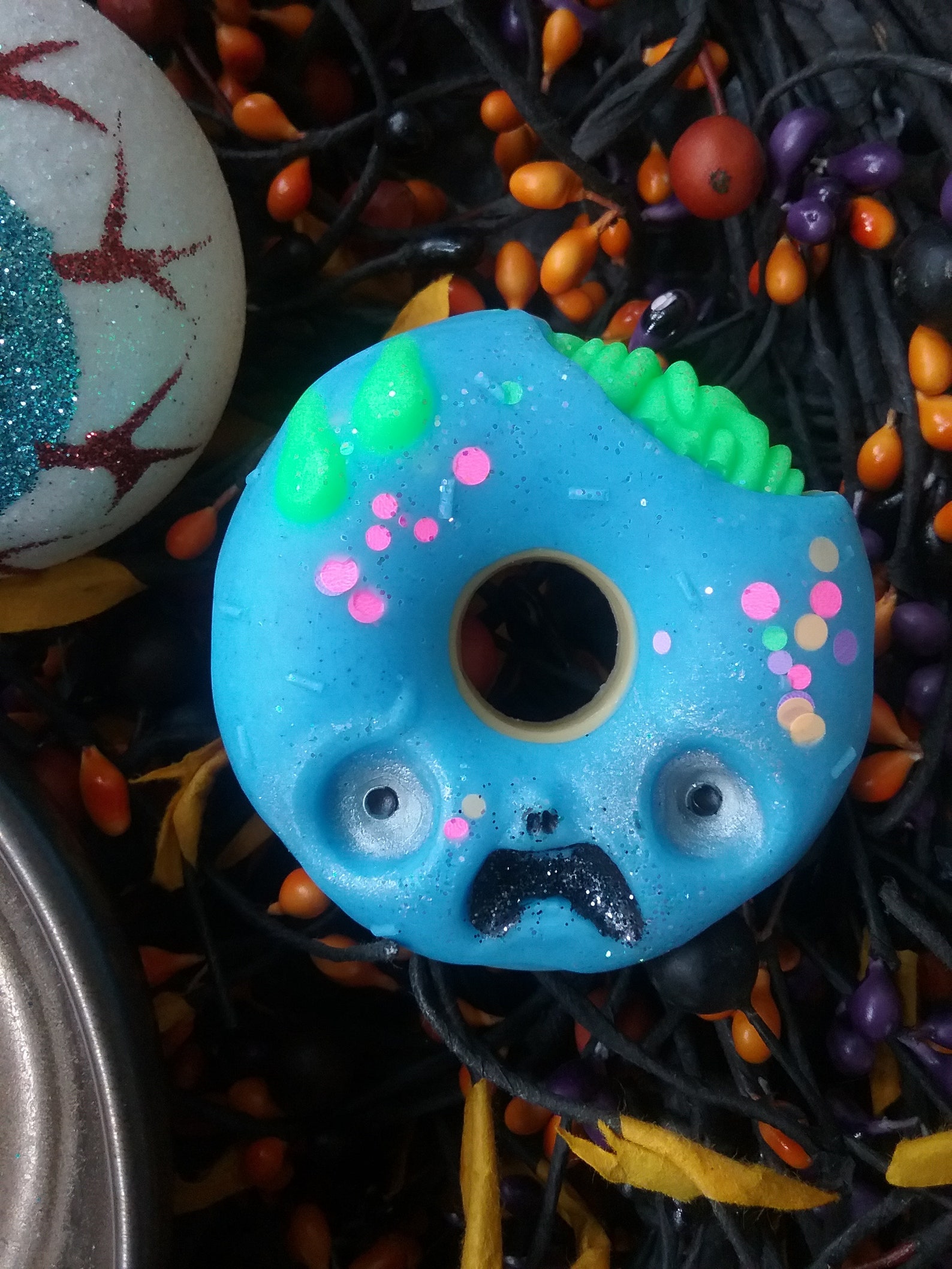 Cinnamon Doughnut Zombie Doughnut Wax Melts Strong Scented Wax Melts ...