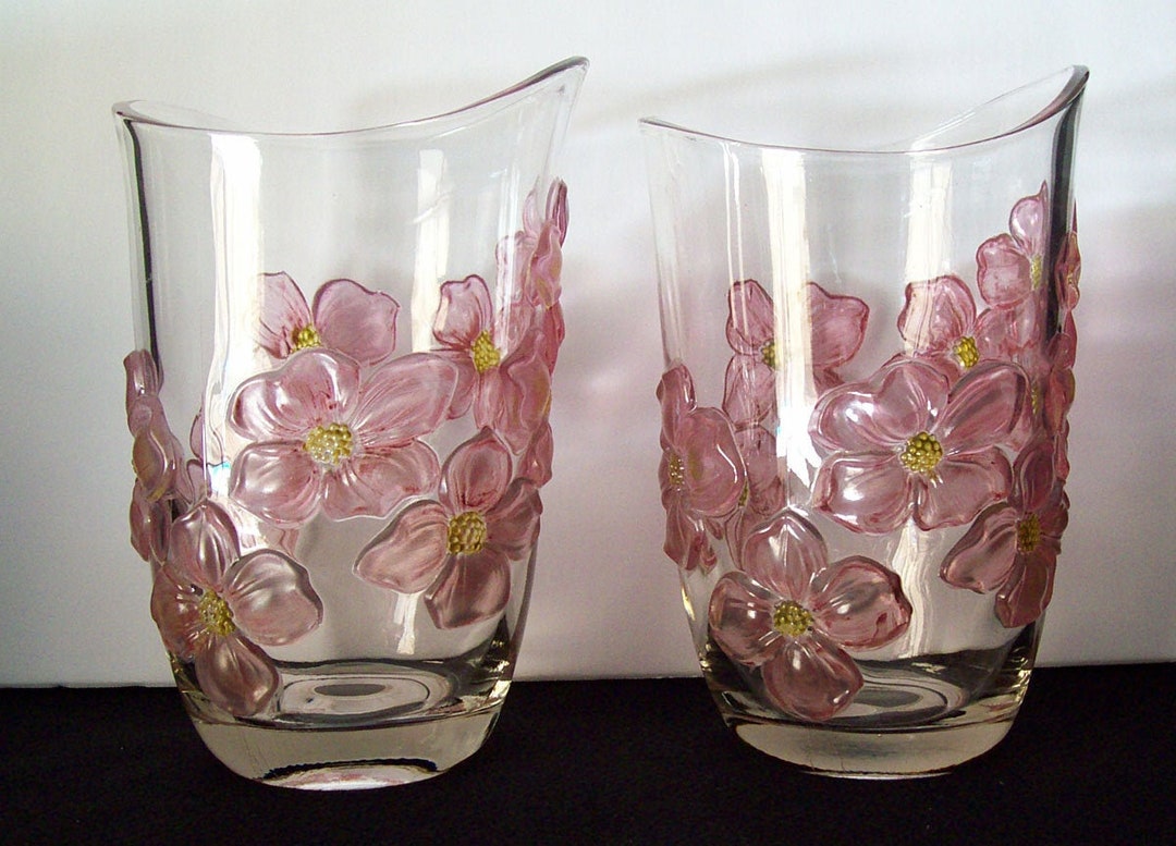 COLONY GLASS Vases Dogwood Blossom in Cranberry Pressed - Etsy UK
