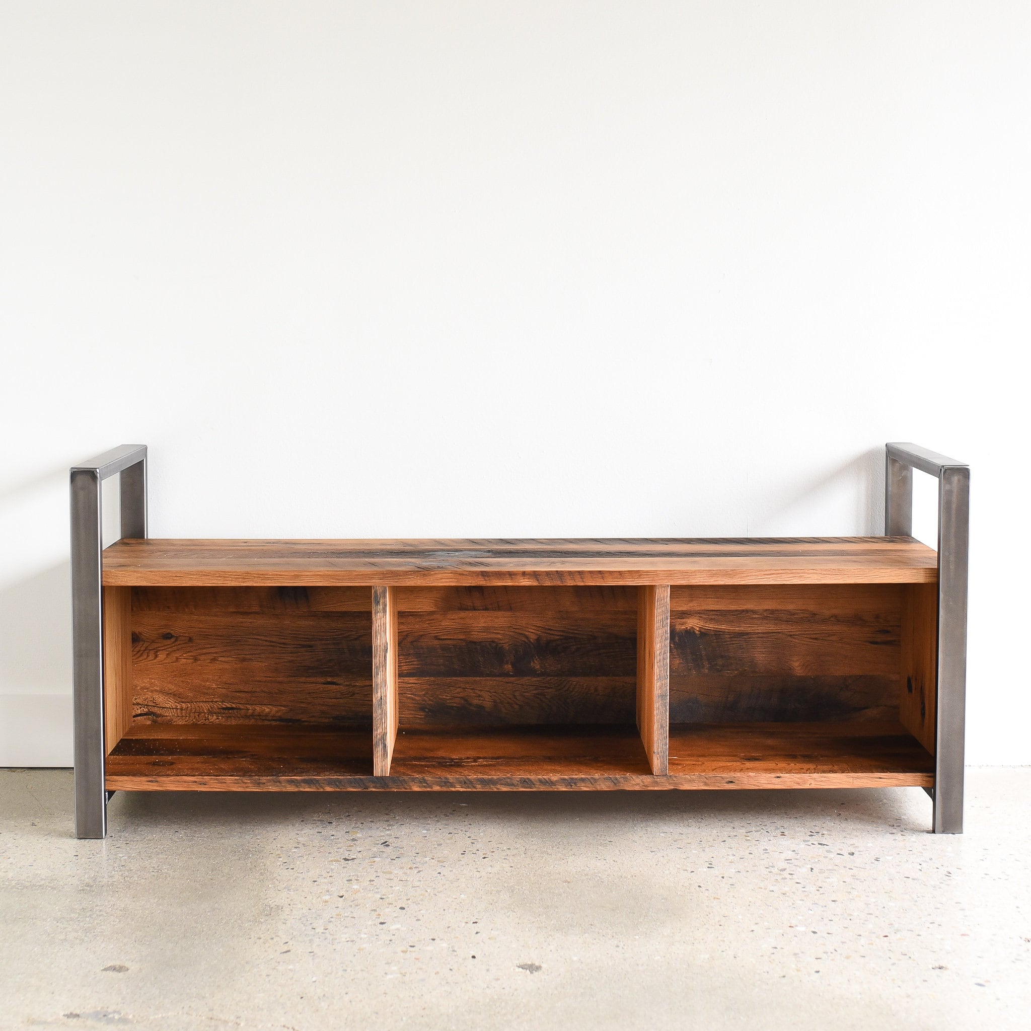 Entryway Storage Bench / Rustic Reclaimed Wood and Steel Leg | Etsy