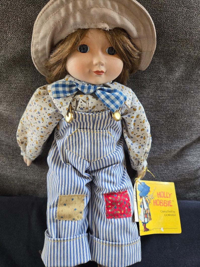 Vintage 1984 Holly Hobbie robbie Doll Gorhammusic Box Plays it's a ...