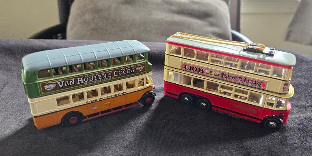 Vintage 1988 Matchbox 1931 Diddler Trolley Bus Yet03 & 1930 Leyland ...