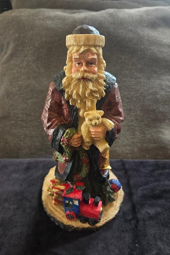 Vintage Resin Santa Christmas Figurine, Vintage 10 Santa With Toys ...