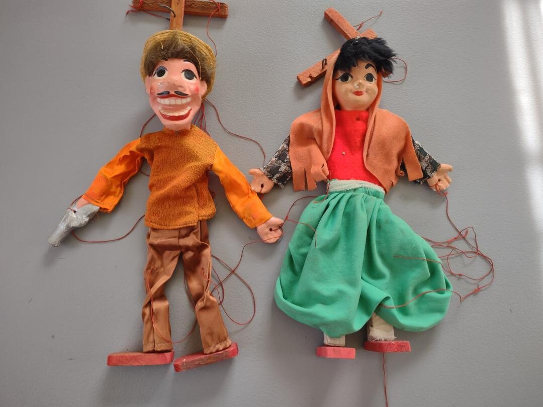 Vintage Mexican Marionettes: Chalkware Bandito and Peasant Girl Puppets ...