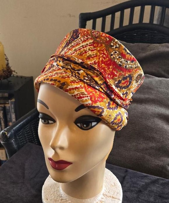 Vintage 1960's Mod Pillbox Hat - 1960's Colorful Ladi… - Gem