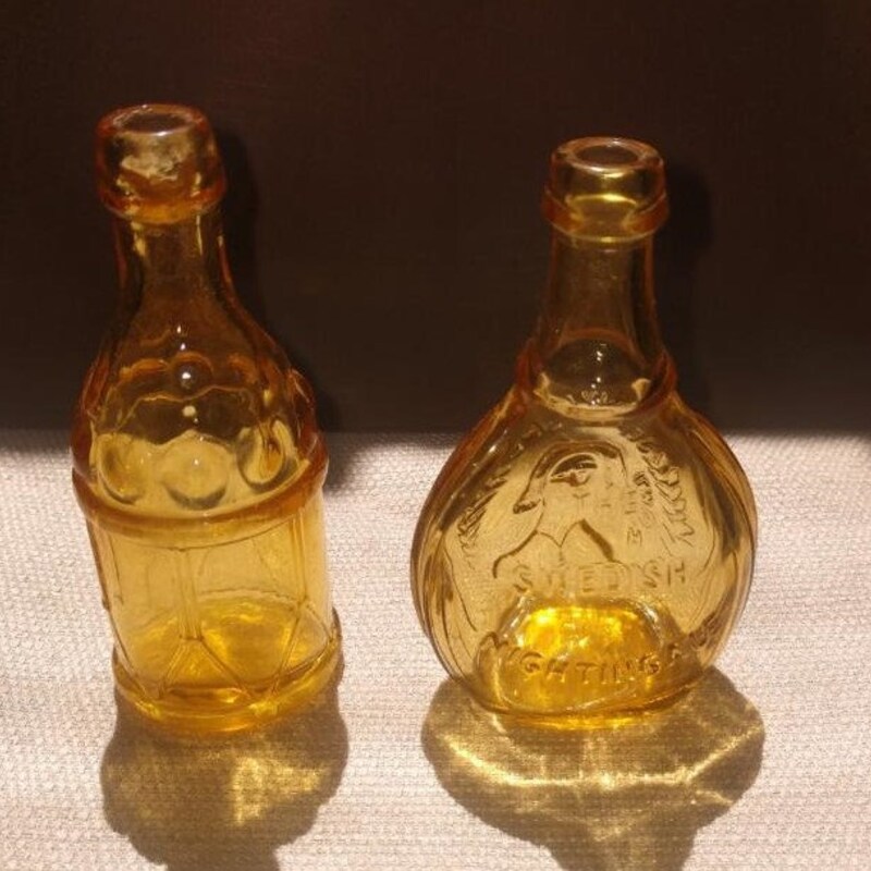 Wheaton Miniature Glass Bottle - Etsy