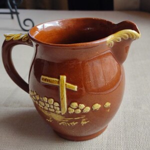 Vintage 1930's Dartmouth Pottery Devon England Widecombe Fair Milk Jug ...