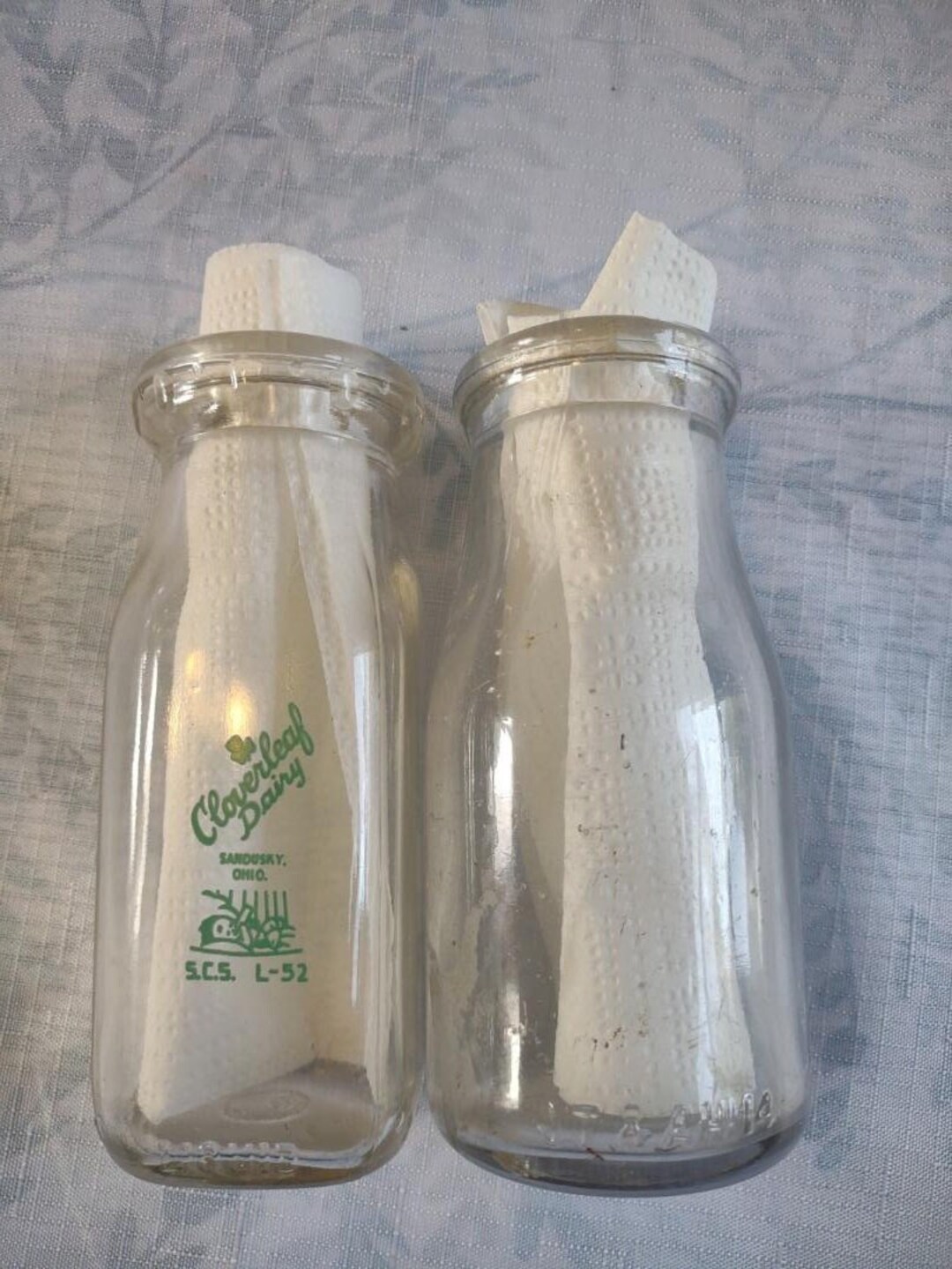 Vintage Half Pint Milk Bottles, Cloverleaf Dairy Sandusky Ohio & Willswood Farm Dairy Flanders ...