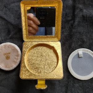 Vintage Avon Imperial Jewel Compact, Unused With Original Gold Pouch ...