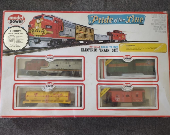 Vintage PRIDE of the LINE Electric Train Set, Model Power Lighted ...