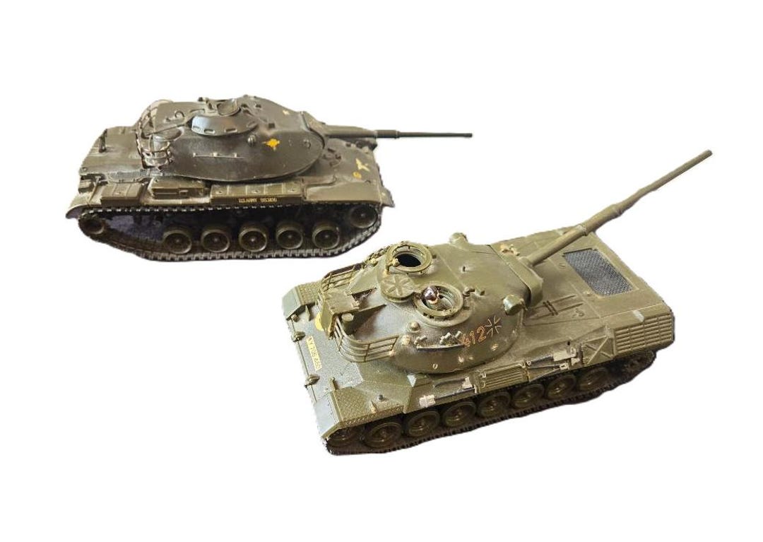 Vintage 1960s Tamiya Mokei Model Tank & Made in USA USARMY 9B3106 Tank ...