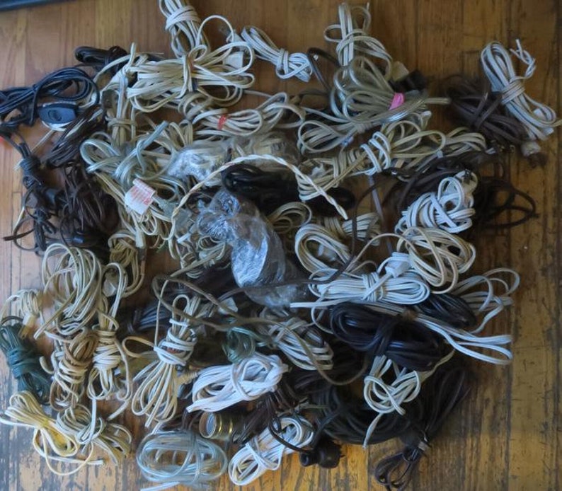 Large Old Lot Vintage Banquet Boudoir Lamp Electrical Cords With Plugs ...