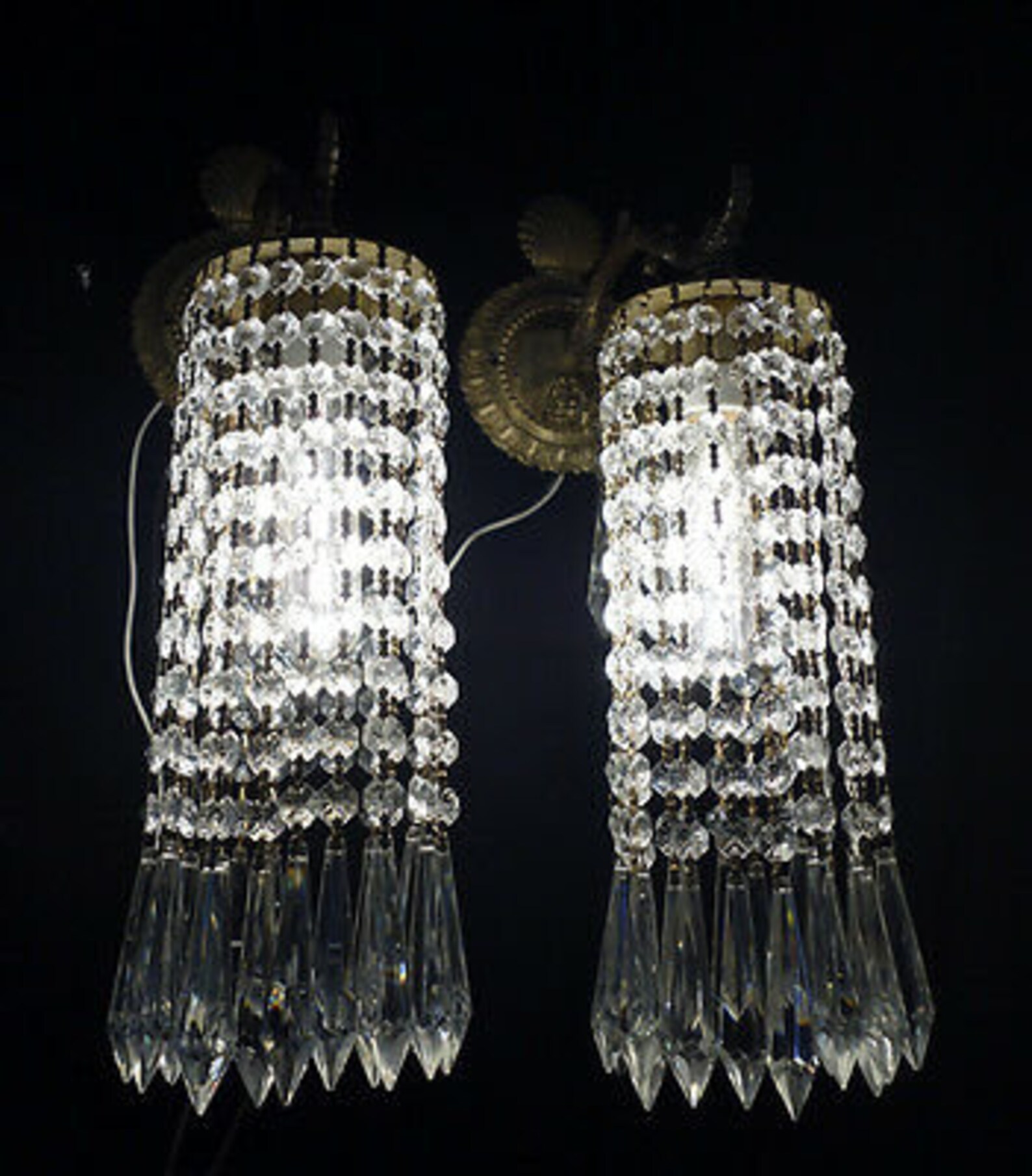 Pr Vintage Brass Fountain Waterfall Lily Crystal Prism Lamp - Etsy