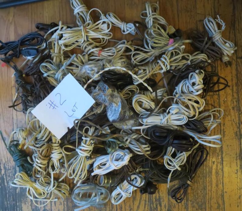 Large Old Lot Vintage Banquet Boudoir Lamp Electrical Cords With Plugs ...