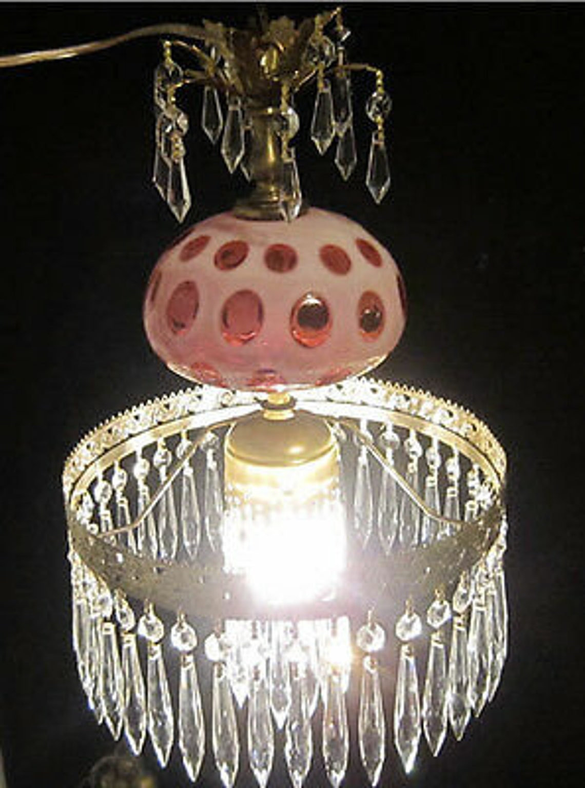 Large Fenton Cranberry Opalescent Brass Glass Ceiling Lamp - Etsy.de
