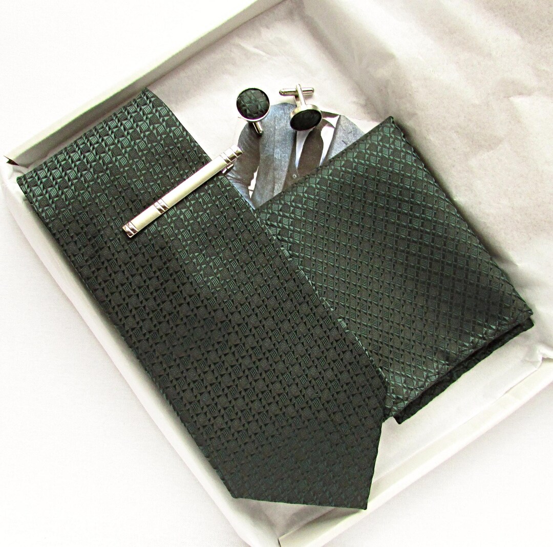 Handmade Emerald Green Silk Tie Set: Wedding Groom Accessory - Etsy