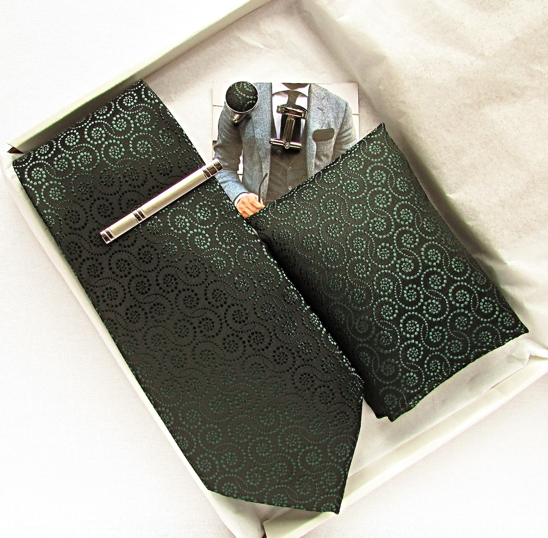 Emerald Green Tie Set, Emerald Green Pocket Square, Dark Green Tie ...