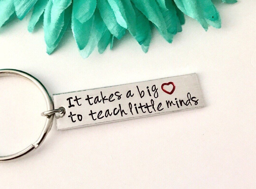 Teacher Gift -it Takes a Big Heart to Teach Little Minds - Great for ...