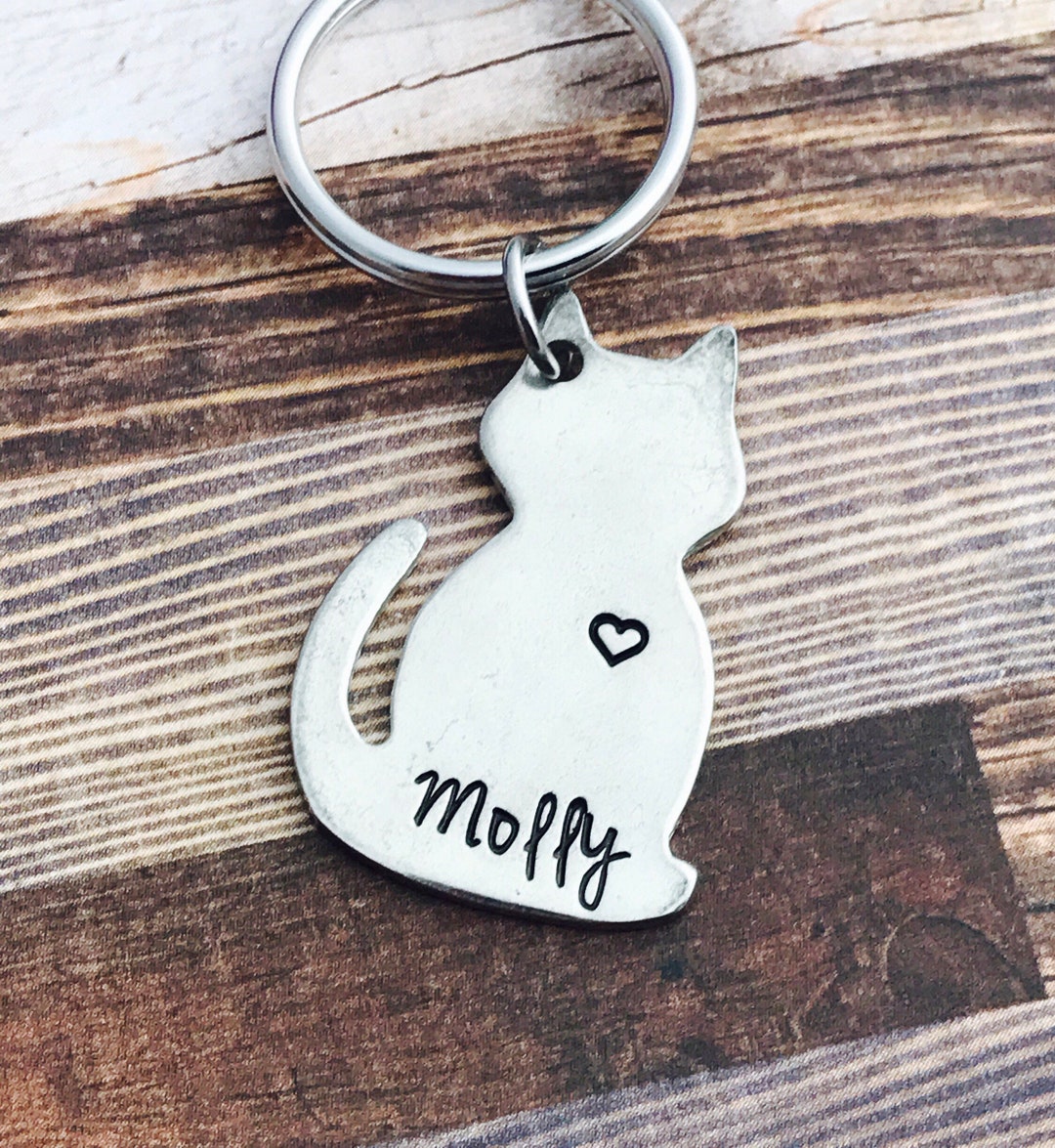Cat Lover Keychain - Add Your Cats Name or a Small Wording - Cat Metal ...