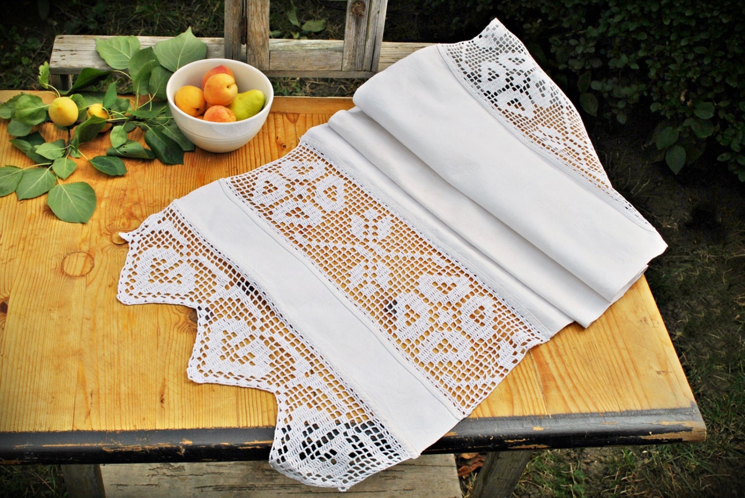 Vintage Linen Table Runner Handmade Crochet / Lace Trim - Etsy