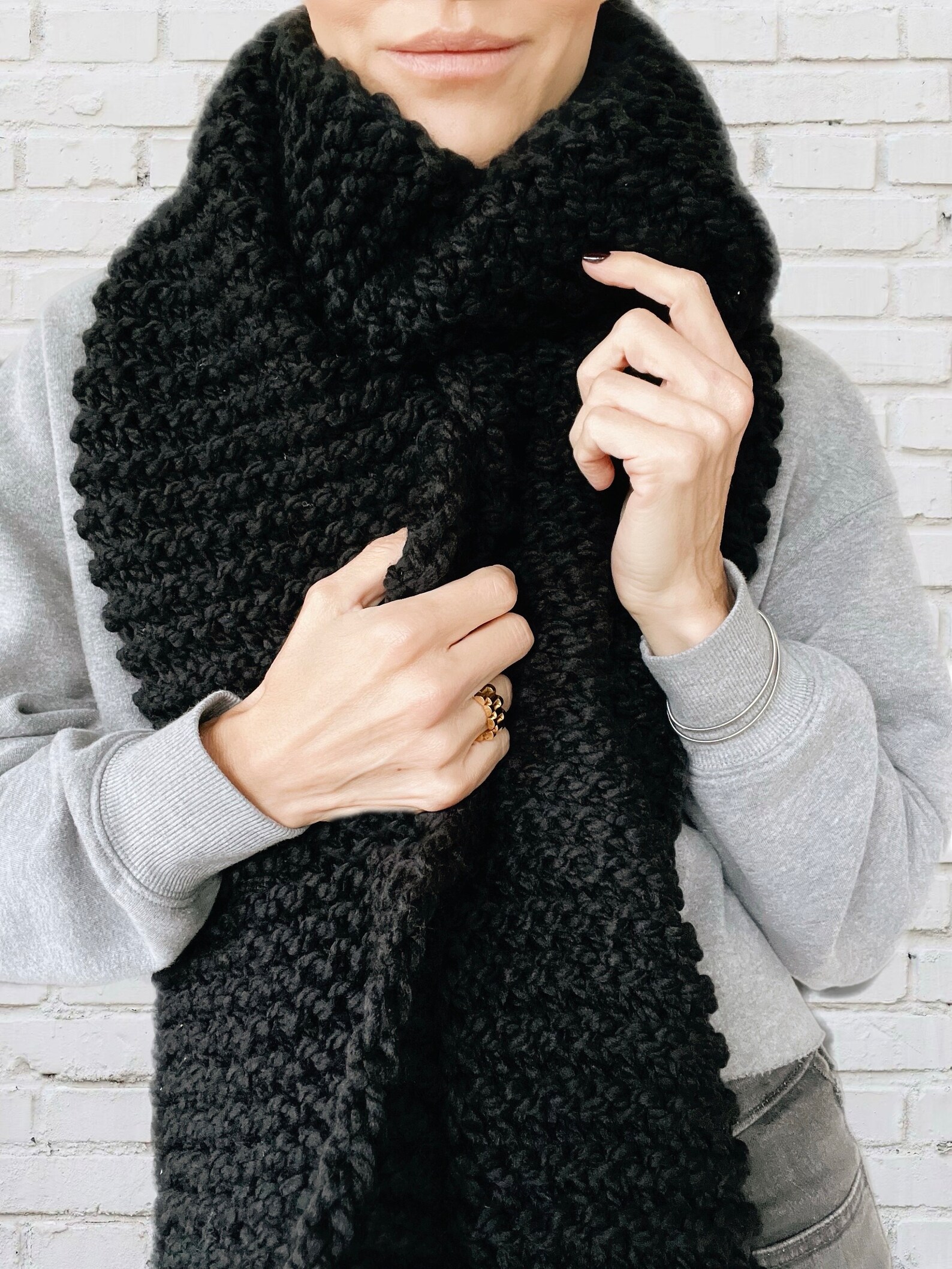 Chunky Knit XL Open-ended Scarf | THE LEGACCIO - Etsy