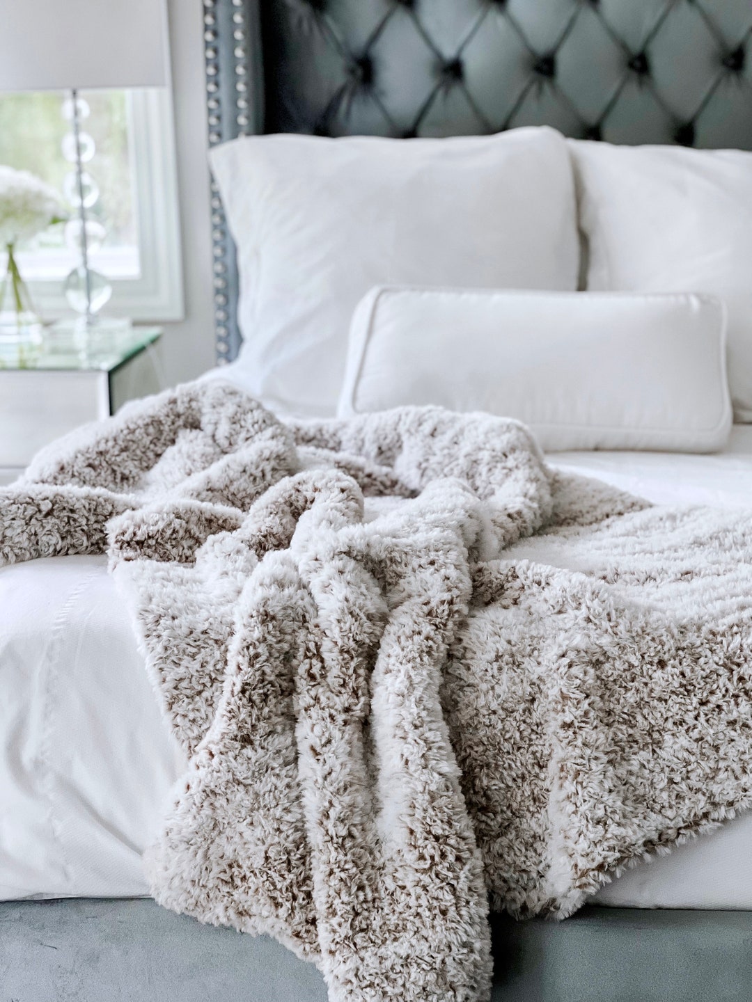 Crochet Pattern | Faux Fur Crochet Blanket Throw | THE PELLICCIA - Etsy