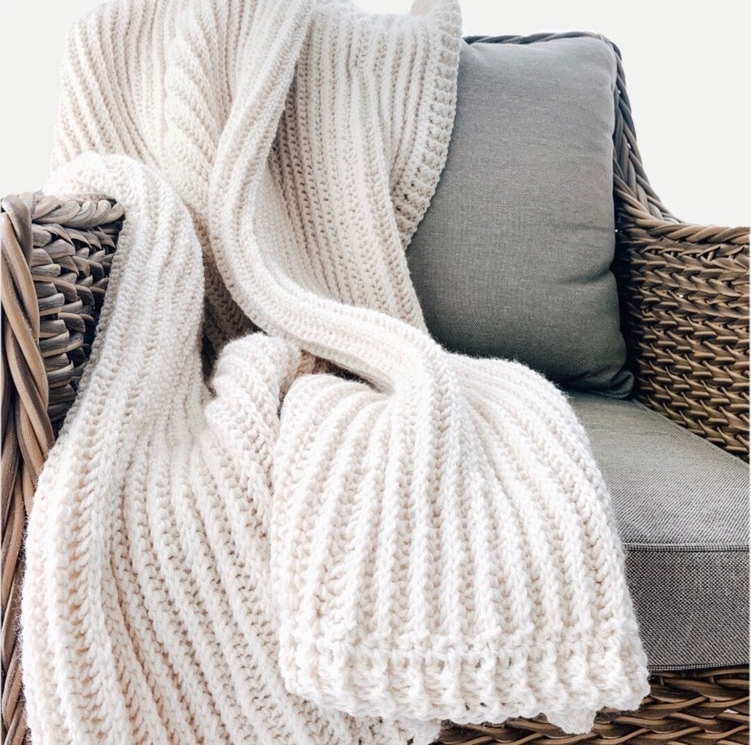 Crochet Pattern | Ribbed Crochet Blanket Throw Afghan | THE LEGGERA - Etsy